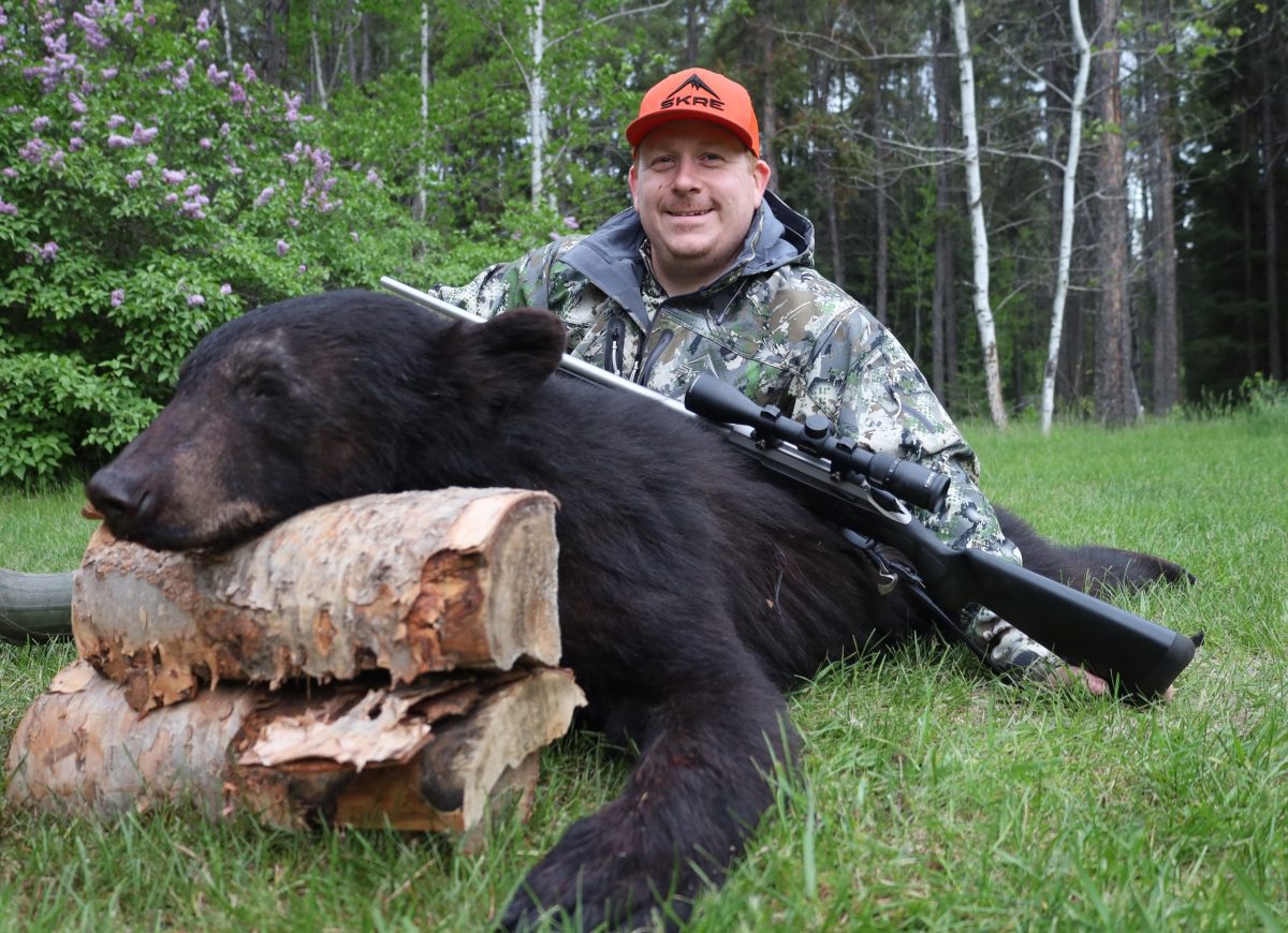 Epic Bear Hunt: Chasing Big Bears in the North of Saskatchewan - North ...